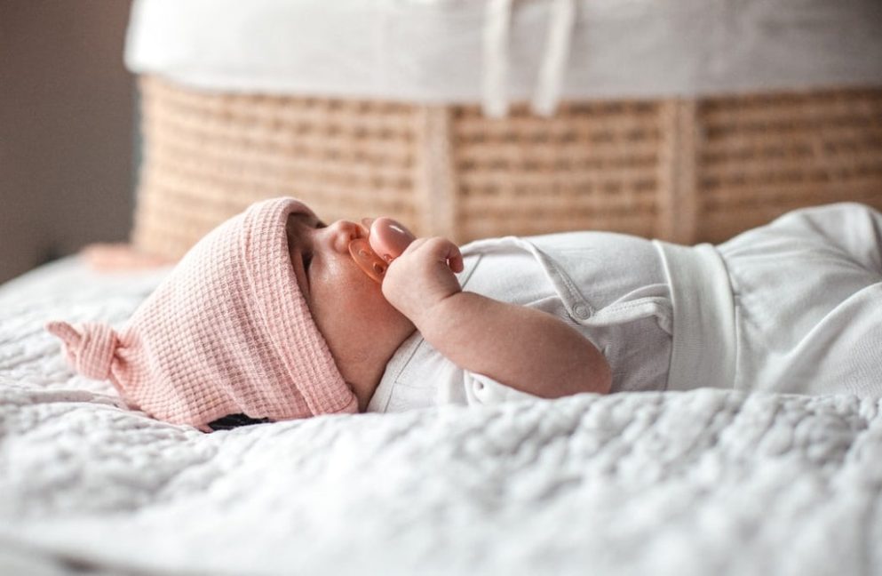 Burp Cloth Vs Receiving Blanket: Essential Guide for New Parents - Pro ...